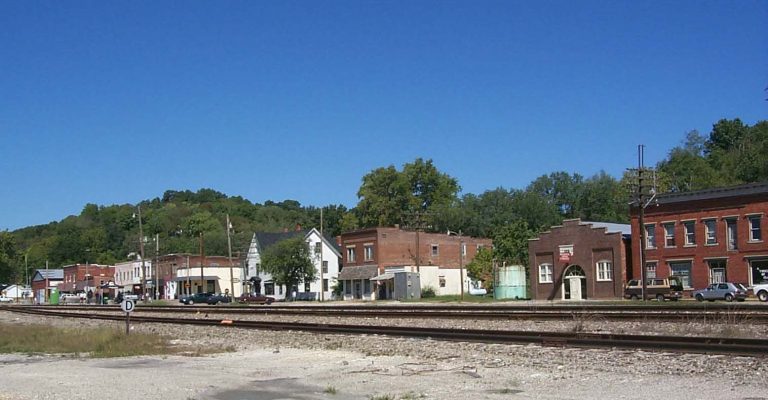 Newburg's Regional Opera Company - The Accidental Ozarkian